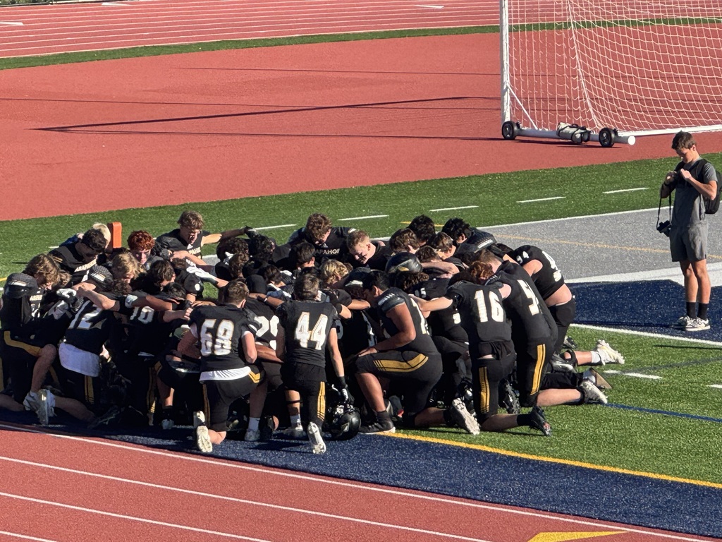Arapahoe Football's Photo on Blast Athletics | Blast Athletics